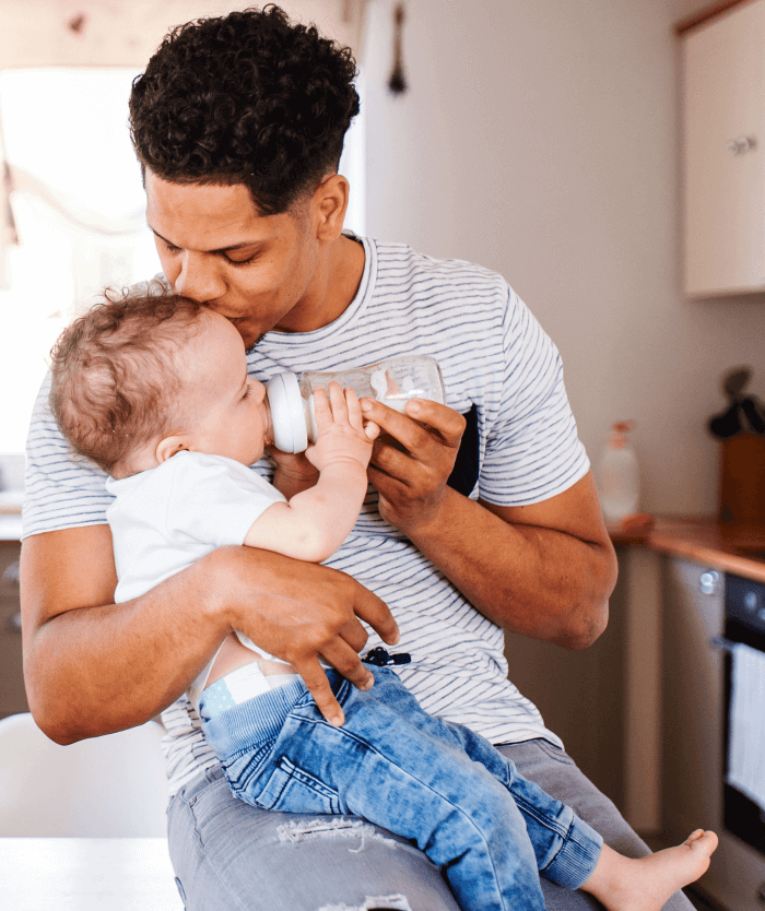 How to Get a Breastfed Baby to Take a Bottle - Thrive Little